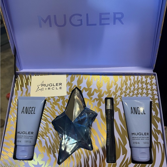 Mugler | Other | Mugler Angel Fragrance Set With Blue Star Bottle ...